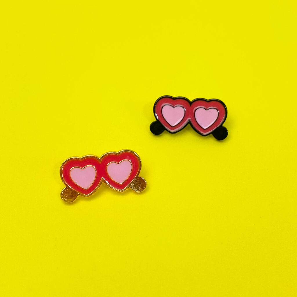 Acessórios Metálicos e Pins Personalizados - Gee Bee Pins